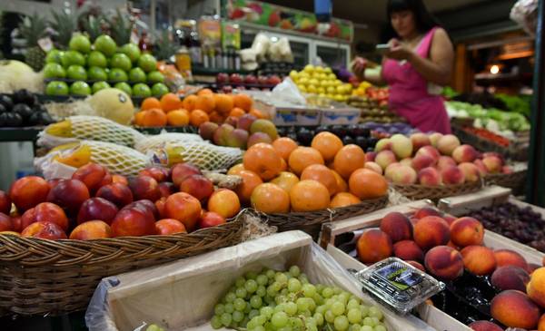 Estos son los precios de referencia para frutas y verduras que fijó el ...