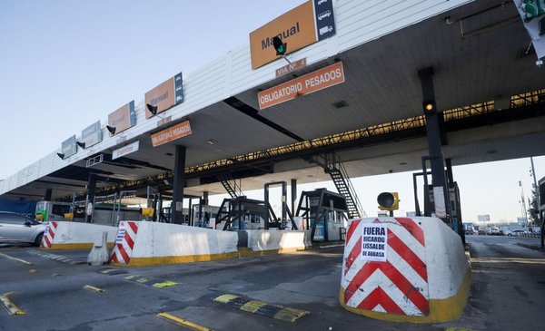 Continúa el paro de peajes en la Autopista Bs. As. - La Plata | El Destape Continúa el paro de peajes en la Autopista Bs. As. - La Plata | El Destape