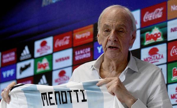 Menotti se enorgulleció por Di María: "Lo han maltratado muchísimo ...