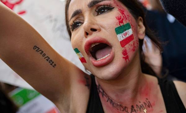 Irán Más De 300 Muertes Por La Represión En Las Protestas De Las